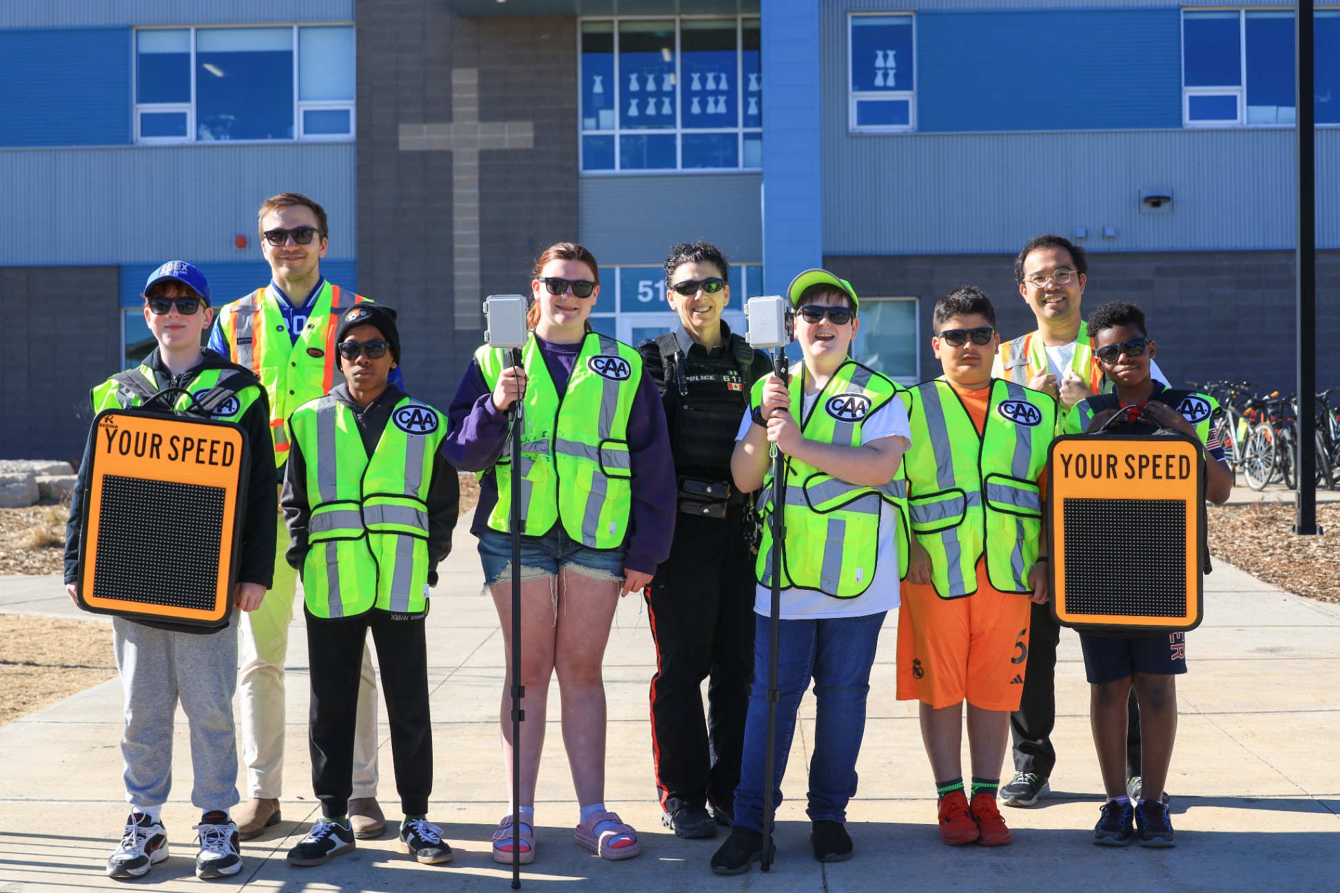 Radar Backpacks at École St. Elizabeth